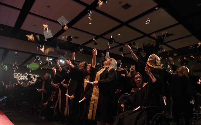 Gatineau : la Collation des grades déménage au Palais des Congrès | Université du Québec en ...
